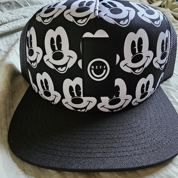 Neff x Disney | Accessories | Nwt Neff X Disney Hatmickey Mouse Unisex ...